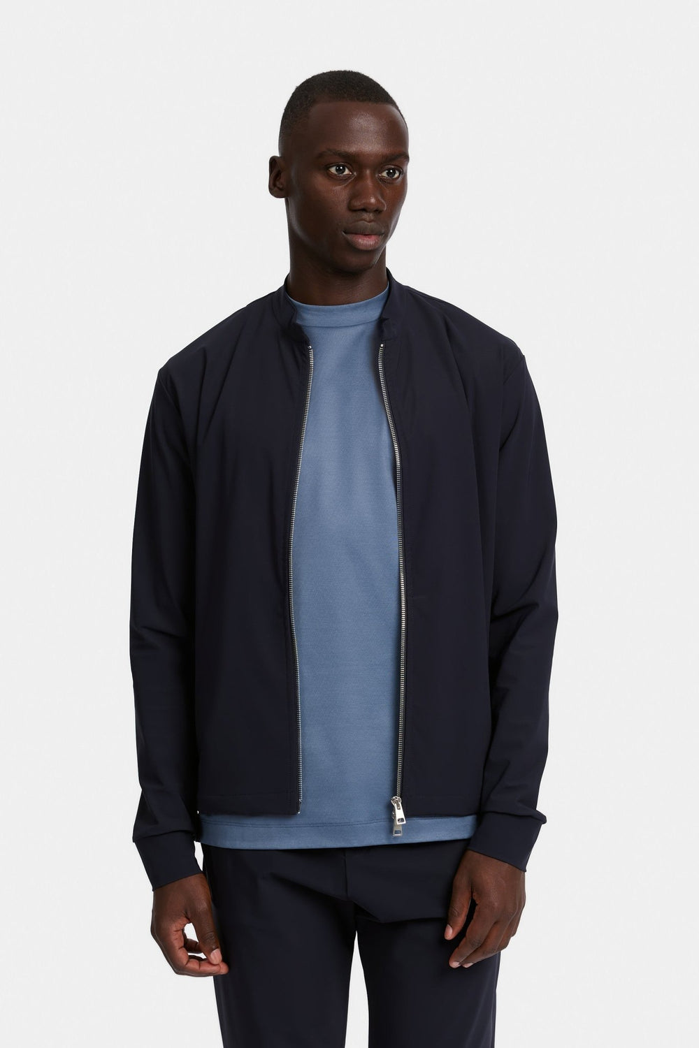 Midnight Blue Dynamic Tech Suit – Smart Casual Herenpak | DIMANO